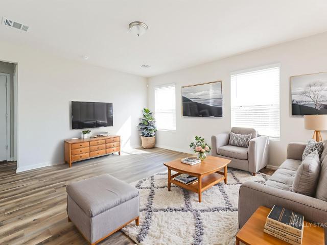2104 Cedar Bend Drive