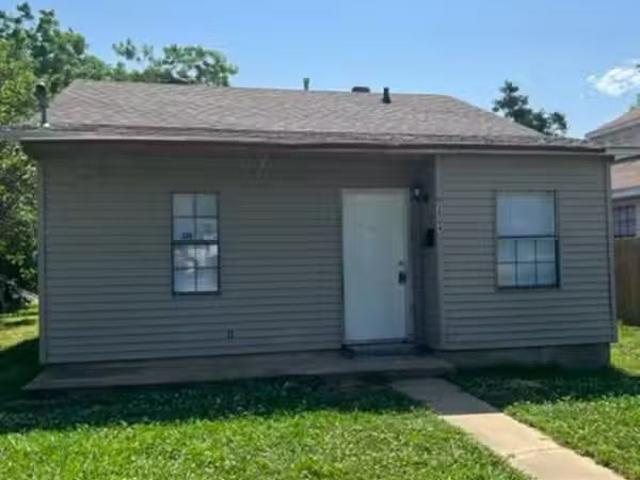 2104 Clark St, Jonesboro, AR 72401