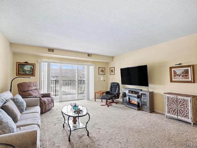 2104 Country Club Drive