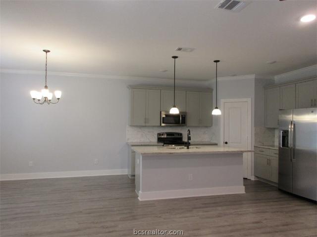 2104 Crescent Pointe Parkway