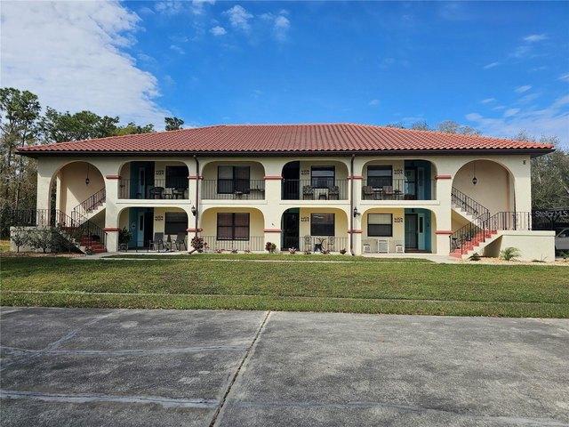 2104 Granada Ct, Lake Wales, FL 33898