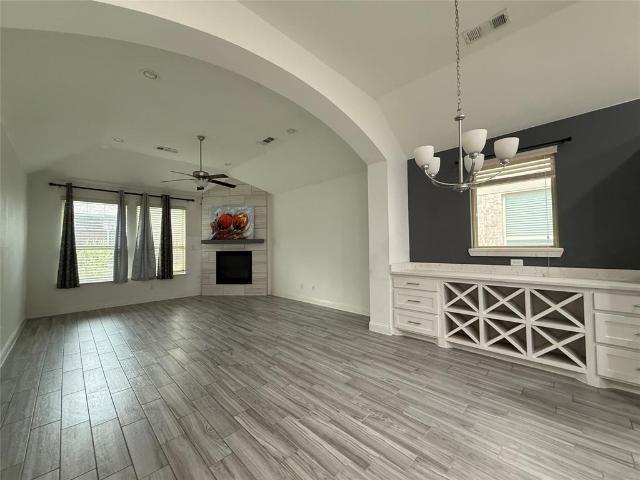 2104 Hubbard Park Lane