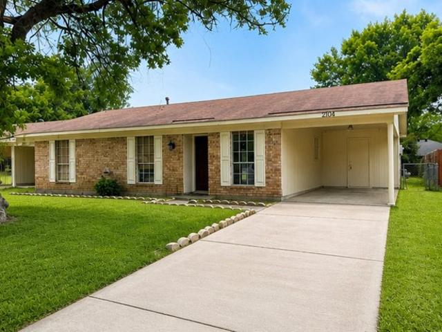 2104 Kirby Smith Dr, Bossier City, LA 71112