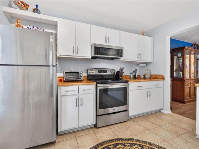 2104 Retreat CT