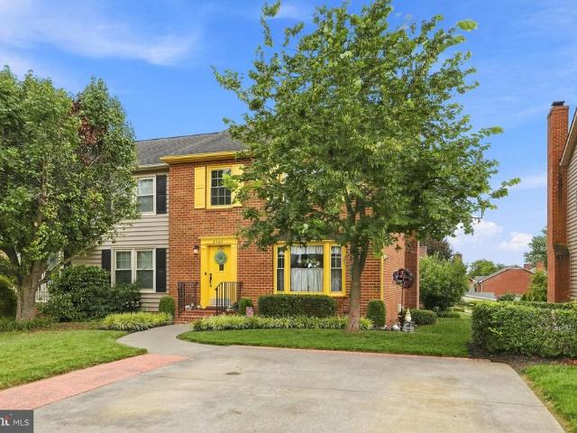 2104 Stoneleigh Drive