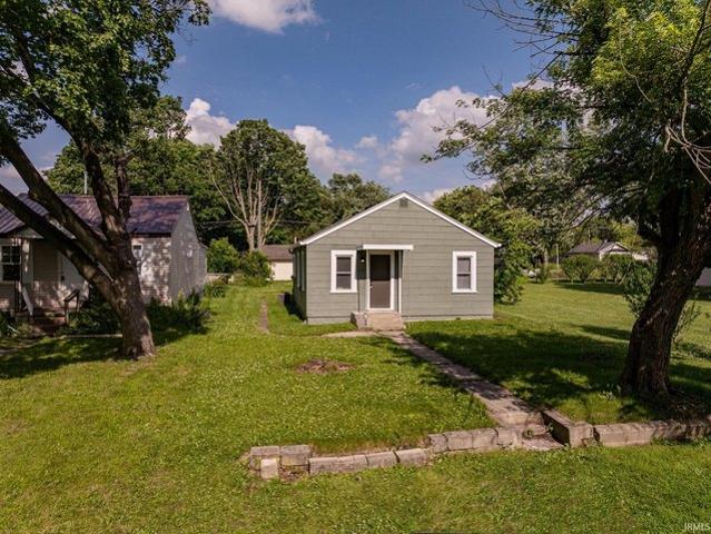 2104 S Biltmore Ave, Muncie, IN 47302
