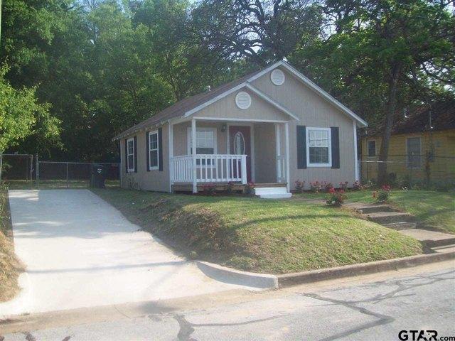2104 W Robbins St, Tyler, TX 75701