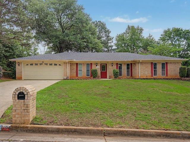 2104 Wainwright Court