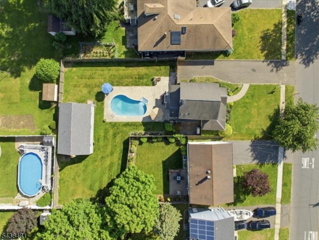 2104 Westfield Ave
