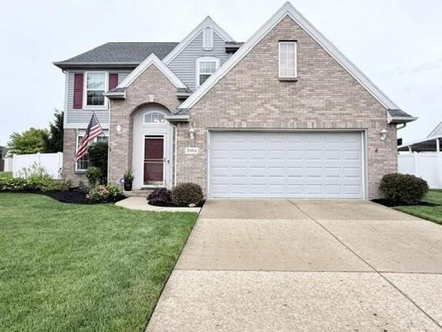 2104 Wilshire Dr, Piqua, OH 45356