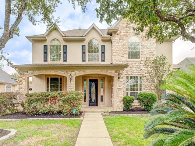 2104 Windy Shores Dr, Pearland, TX 77584