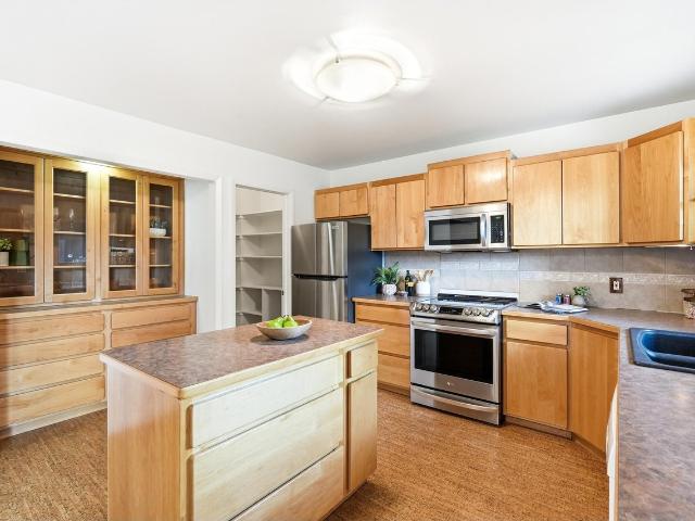 2104 28th Ave Ct, Greeley, CO 80634 | MLS #1056