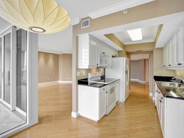 21055 Yacht Club Dr #1503, Aventura, FL 33180