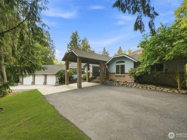 21058 Estate Dr, Mount Vernon, WA 98274