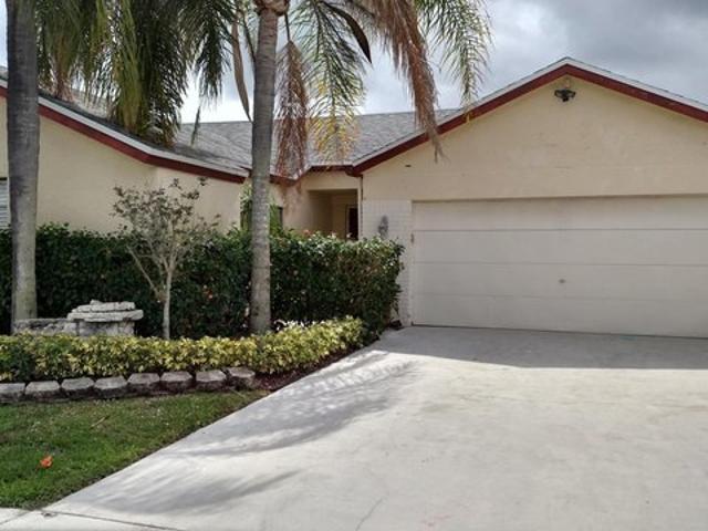 21059 Rustlewood Ave, Boca Raton, FL 33428