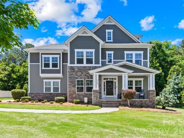 2105 Madeira Cir, Waxhaw, NC 28173