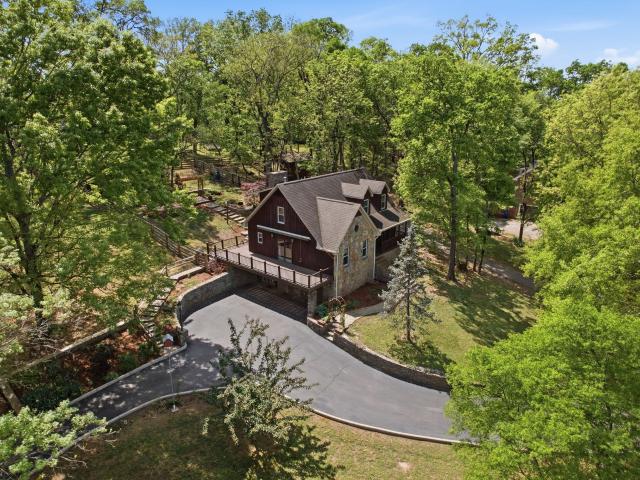 2105 Alpine Dr