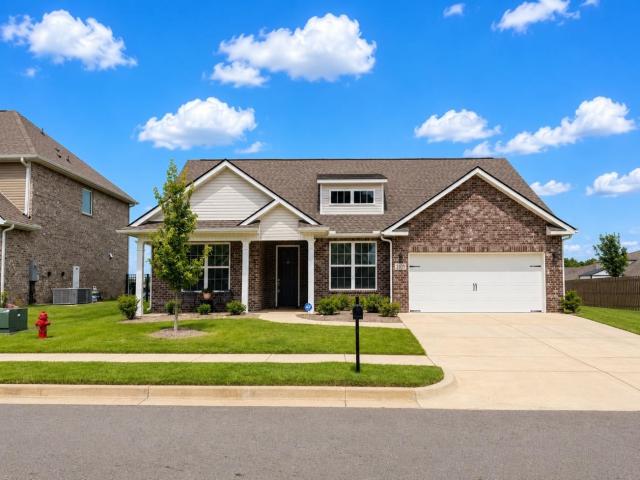 2105 Brandon Dr