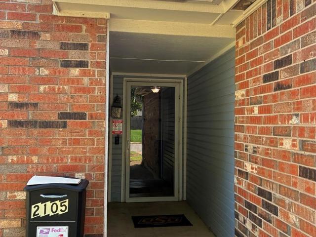 2105 Castle Rock