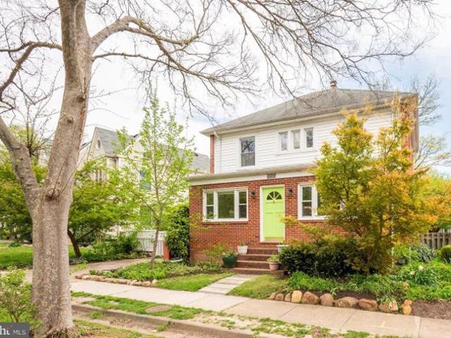 2105 Commonwealth Ave, Alexandria, VA 22301