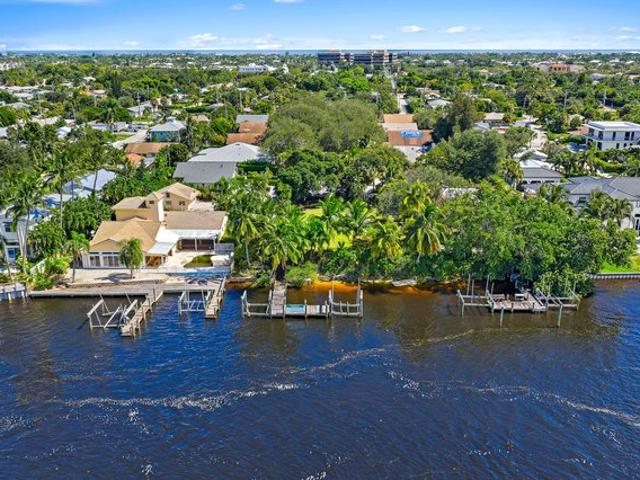 2105 Cove Ln, North Palm Beach, FL 33408