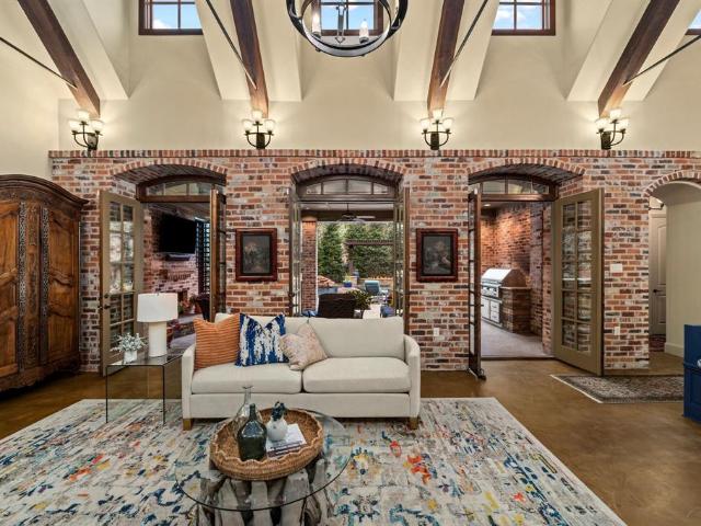2105 Denver Drive
