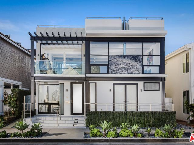 2105 E Balboa Blvd, Newport Beach, CA 92661 | MLS #26656