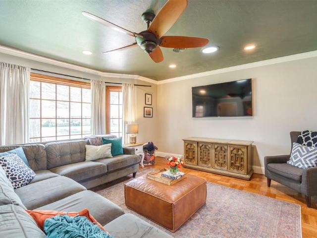 2105 Fremont Drive