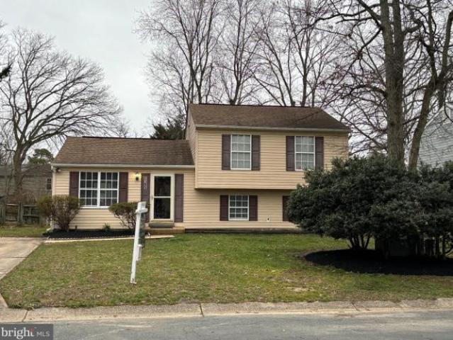 2105 Gibbons Ct, Waldorf, MD 20602