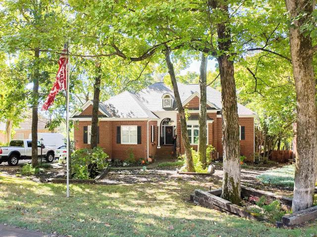2105 Greenslope Trail NE