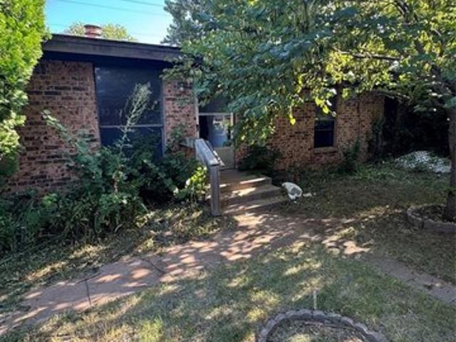 2105 Lafayette Dr, Norman, OK 73071