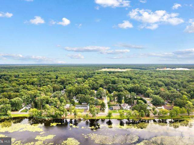 2105 Lakeside Drive