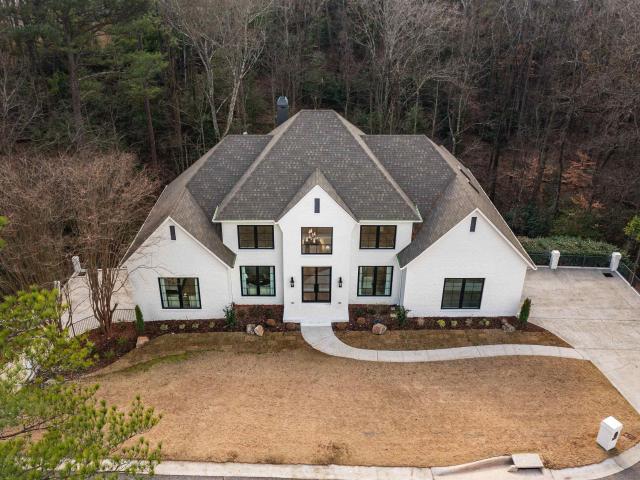 2105 Longleaf Circle