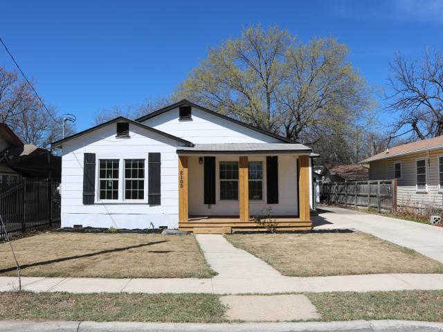 2105 Pasadena, San Antonio, TX 78201 | MLS #1944 | Compass