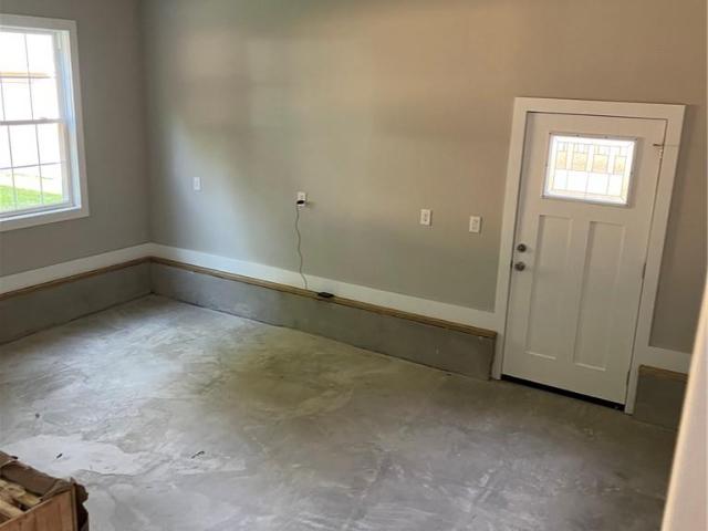 2105 Piedmont AVE