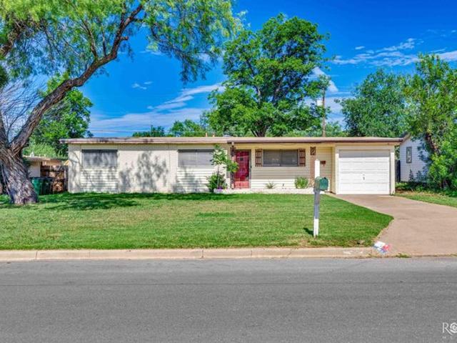 2105 S A and M Ave, San Angelo, TX 76904