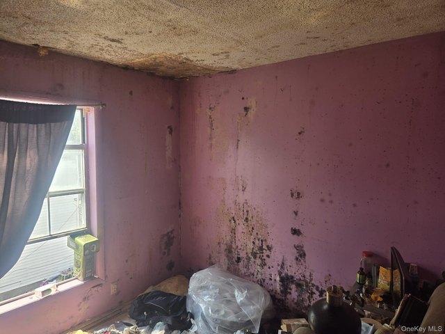 2105 Seward Ave, Bronx, NY 10473