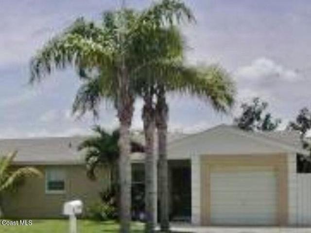 2105 Todd Ln, Indialantic, FL 32903