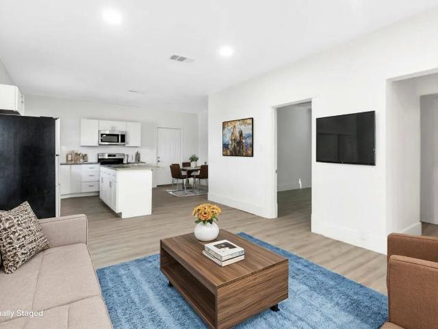 2105 Walnut st 4 Bedroom Apartment for Rent at 2105 Walnut Street, Greenville, TX 75401