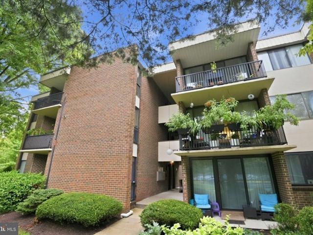 2105 Walsh View Ter Unit 15 301, Silver Spring, MD 20902