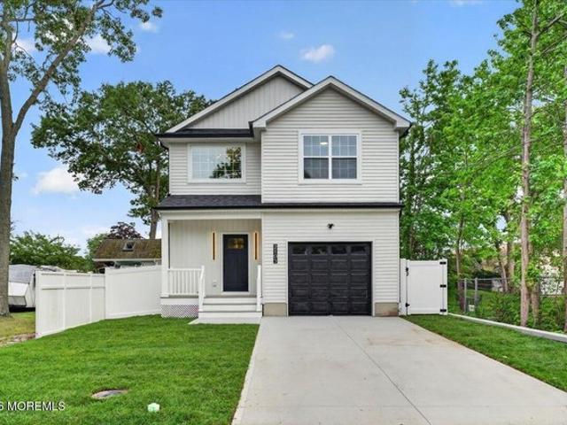 2105 1st Ave, Toms River, NJ 08757