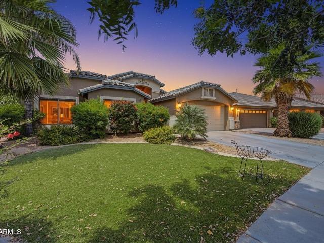 21063 e calle de flores