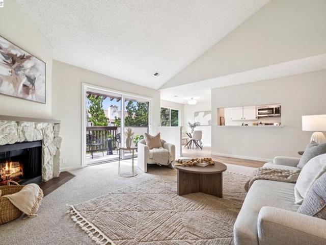 21062 Gary Dr Apt 217, Hayward, CA 94546
