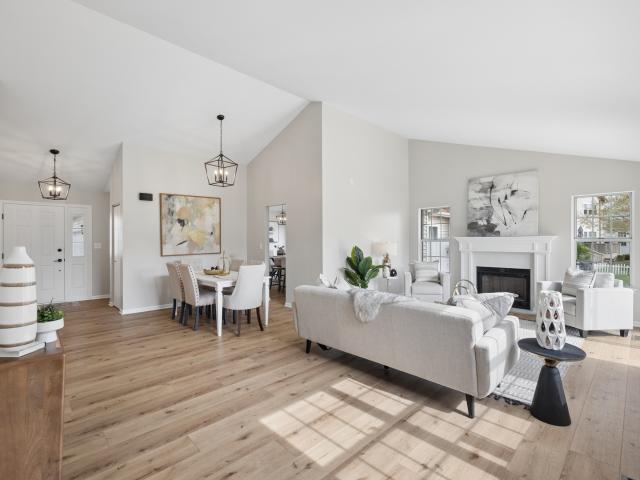 21069 W Hazelnut Lane
