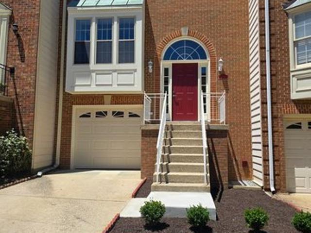 2106 Bobbyber Dr, Vienna, VA 22182