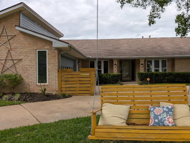 2106 Glenn Lakes Lane