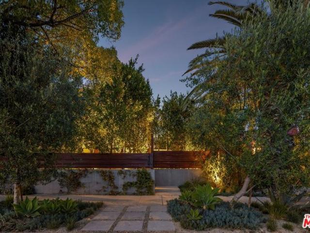 2106 Glyndon Ave, Venice, CA 90291