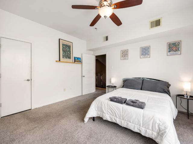 2106 Holman St, Unit B, Houston, TX 77004 | MLS #41488