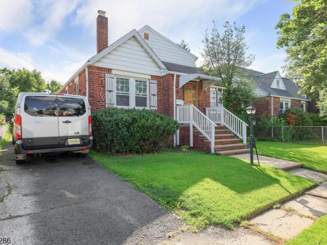2106 Kay Ave