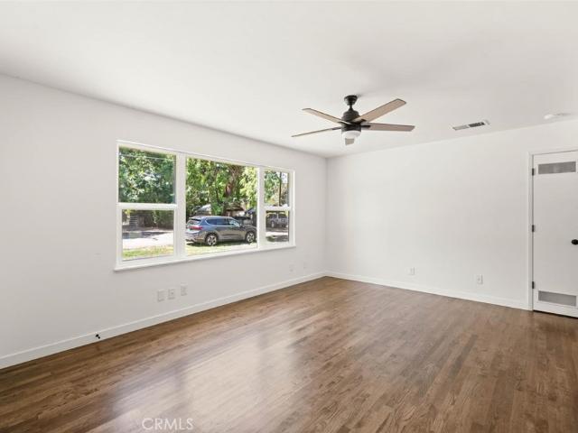 2106 Kennedy